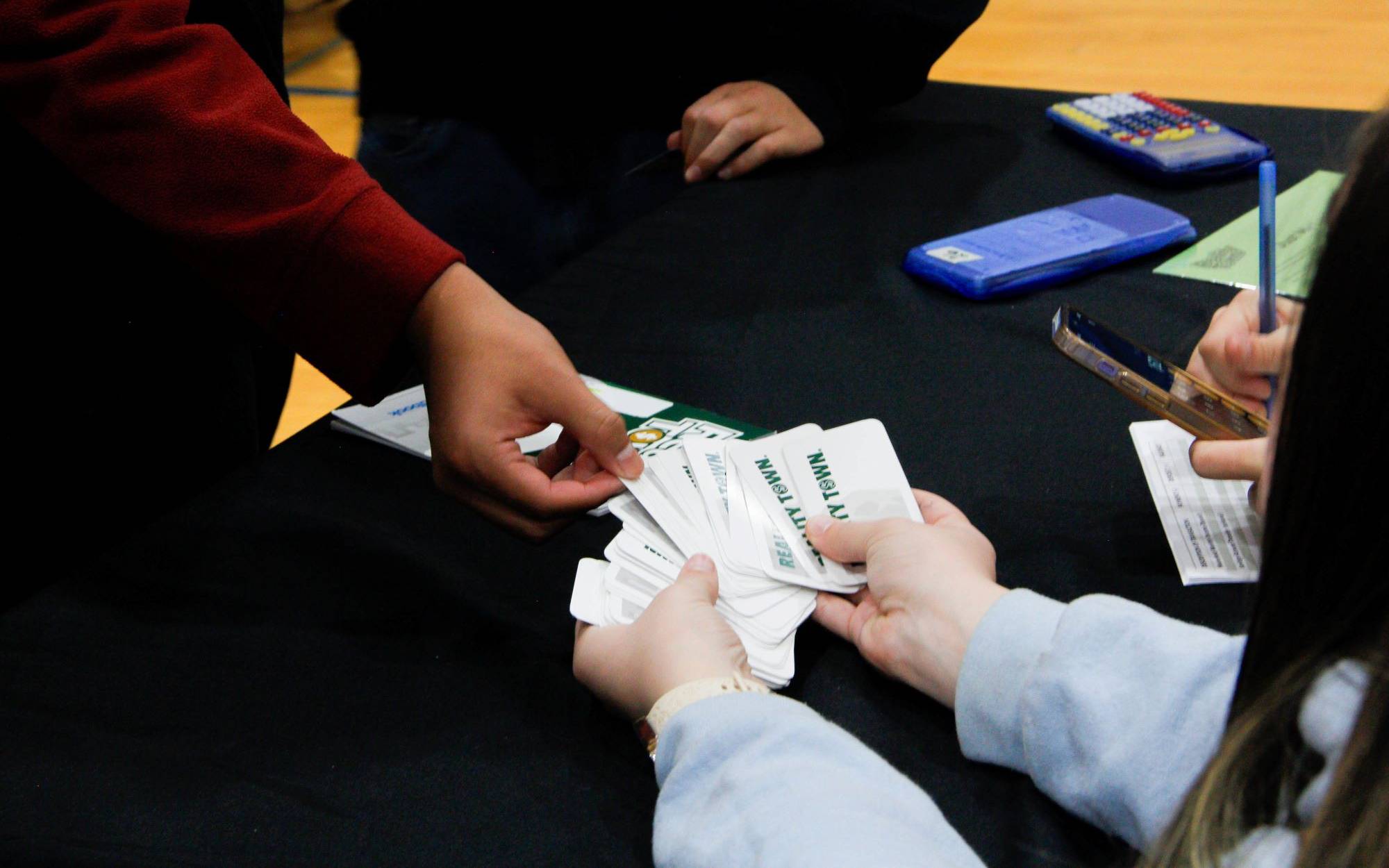 Students Get a Taste of “Adulting” at Adult Life Simulation Event | USU